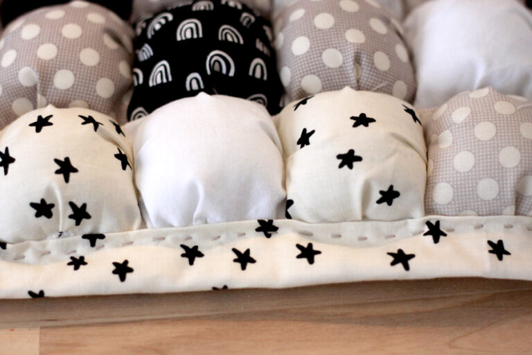 How to make a Puff Quilt - The Scrap Library